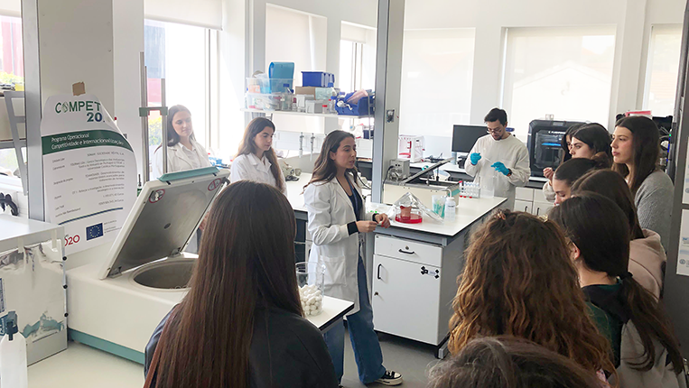 Semana Aberta na Escola Superior de Biotecnologia: experiências ...